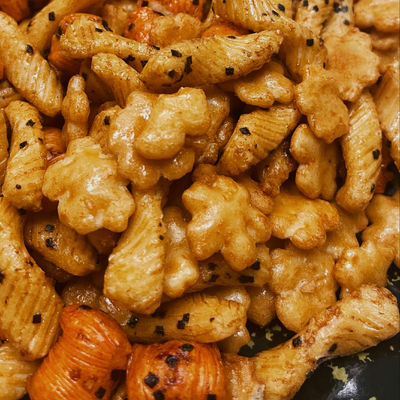 Japanese Roasted Snack Seaweed Rice Crackers Mixed Crispy Peanuts