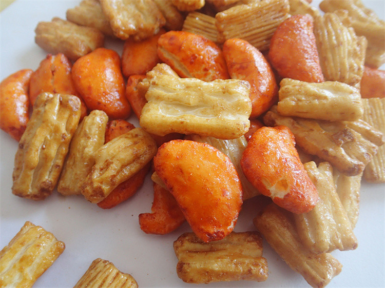 Приправленные типы шутихи соленых японских шутих риса Multi Sembe японские