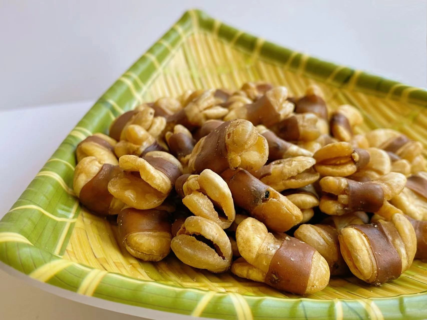 Belted Fava Bean Snack Fried Salted Crisp Broad Bean Uniform Size