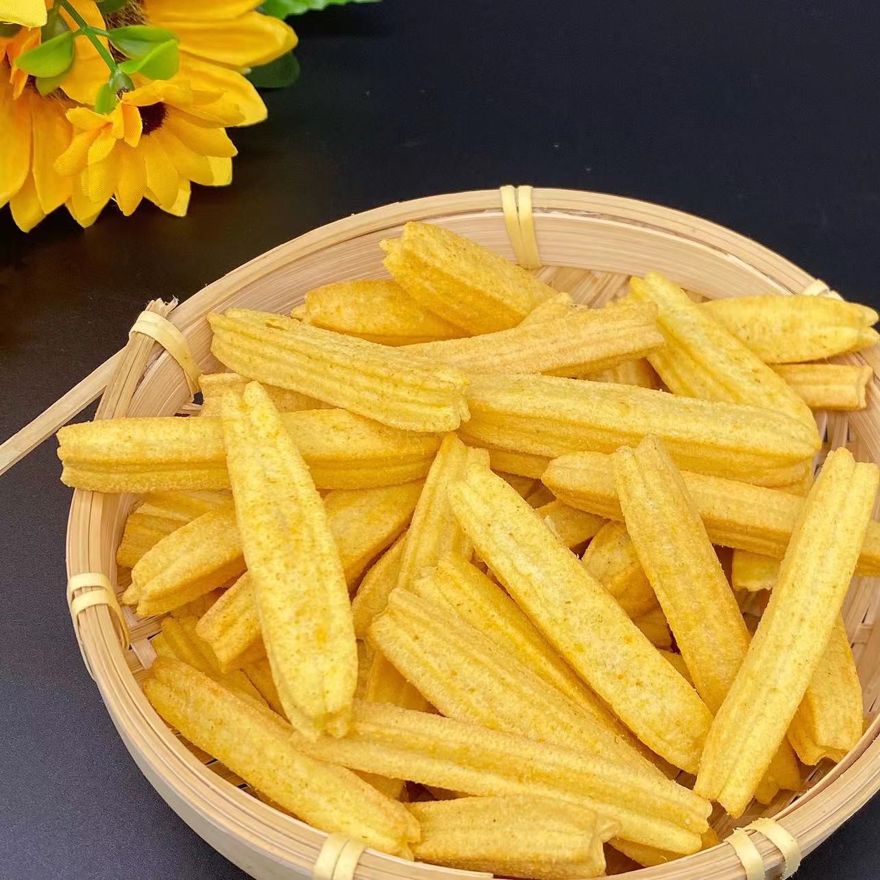 OEM Round Chinese Traditional Snack Rice Crackers Crispy Texture For ...