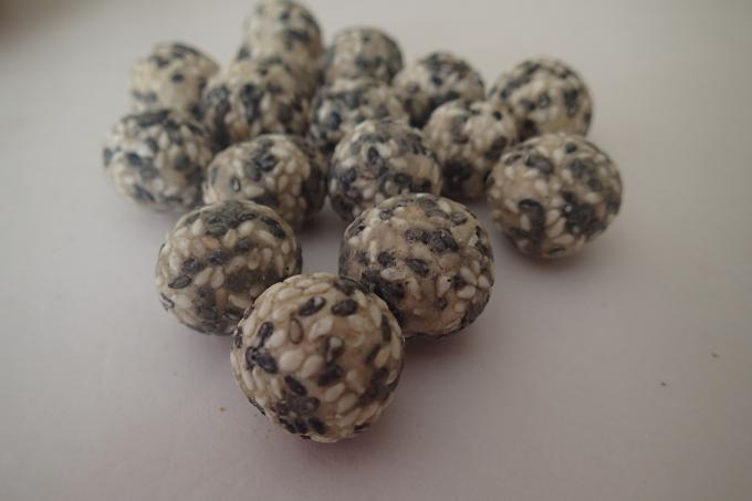 Black White Sesame Coated Peanuts Baked Crunchy Seaweed Peanut Crackers